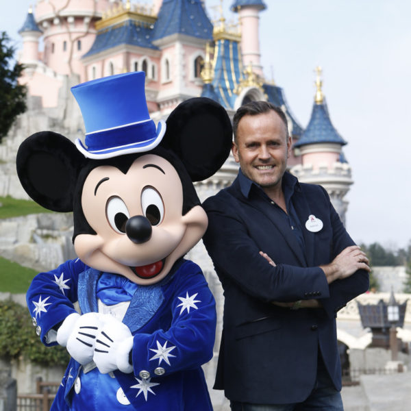 ED92 | : The exclusive Disneyland Paris Christmas box