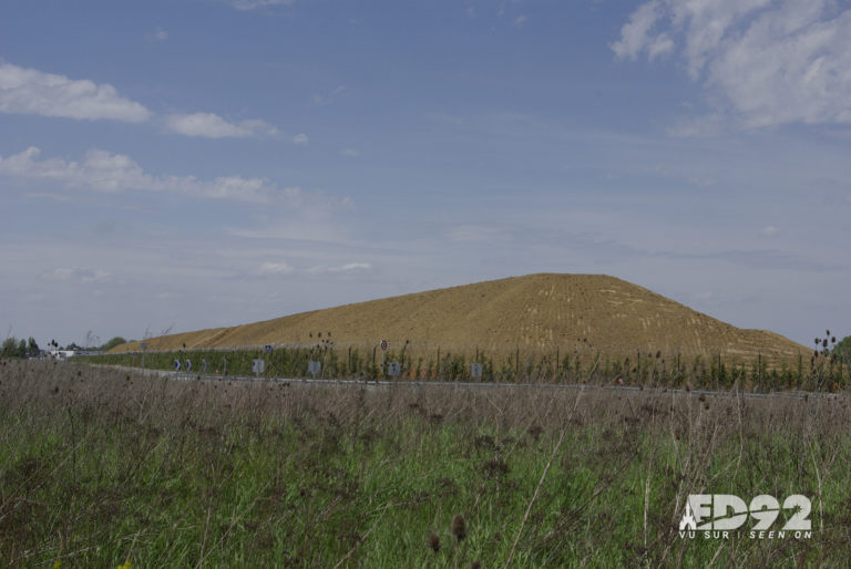 ED92 | 📰 News : Fin de l'édification du merlon des Walt Disney Studios