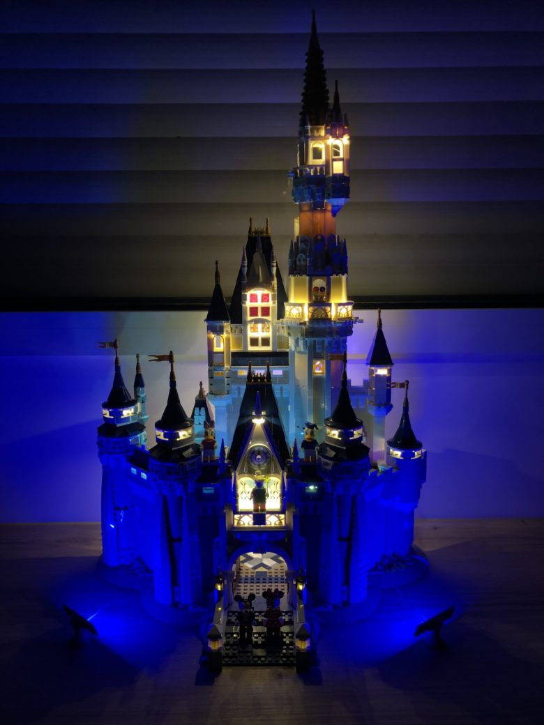 ED92 | 📄 Blog : I Built the Disney Castle – LEGO® Disney™